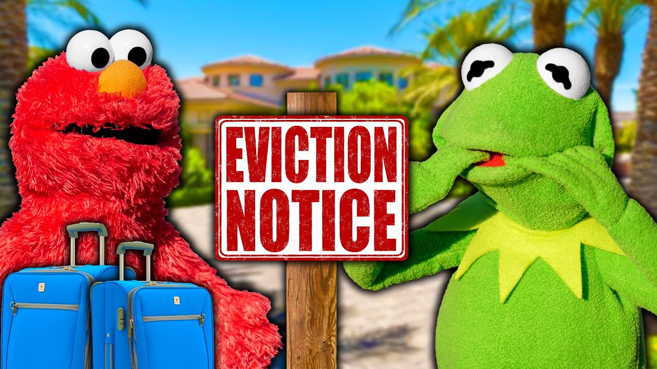 Kermit The Frog and Elmo Get Kicked Out of Their NEW House! - YouTube
