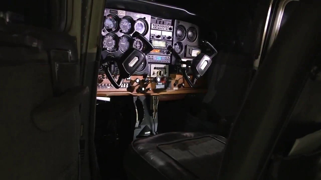 Stratus™ ESG ADS-B Out Transponder (Certified Aircraft) - YouTube