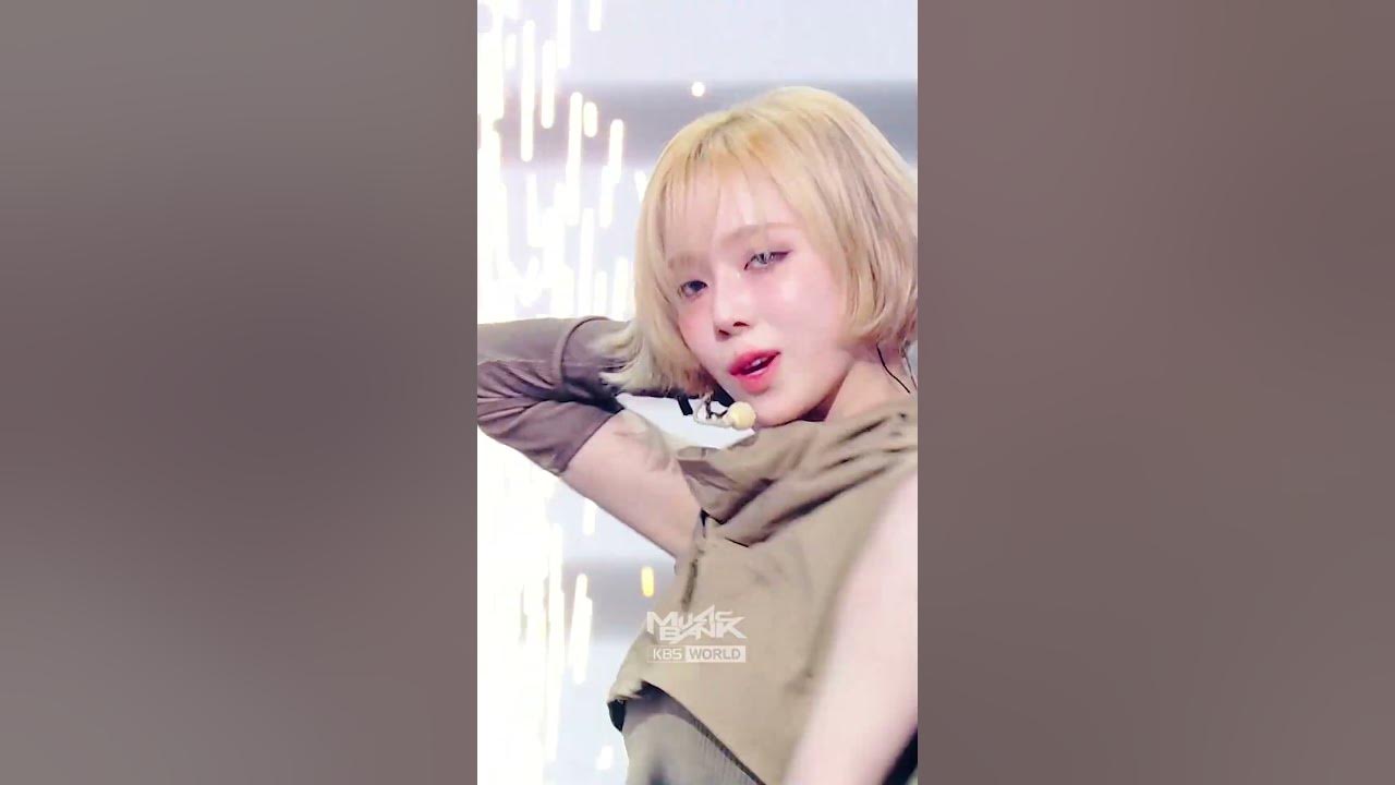 Whiplash - aespa エスパ 에스파 [Music Bank] | KBS WORLD TV 241101 - YouTube