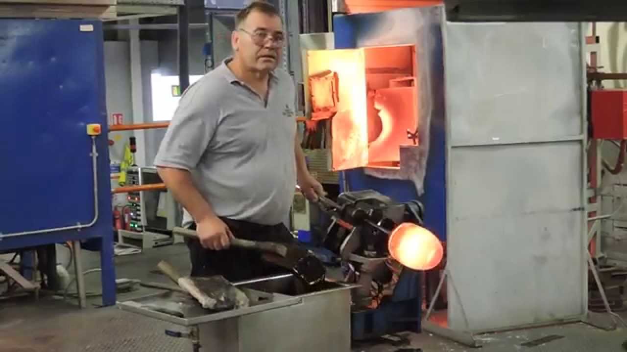 Blowing Crystal at the Waterford Crystal Factory - YouTube