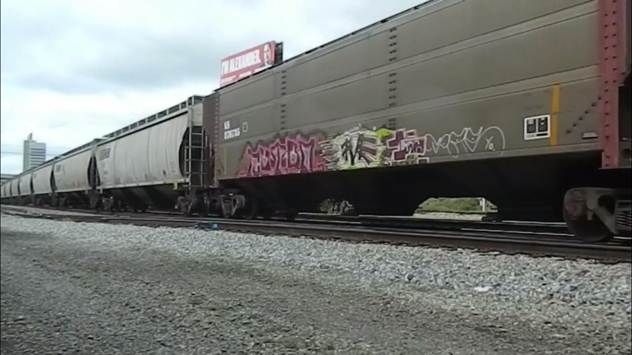 NS 4711 Leads Grain Train - 9/29/2024 - YouTube