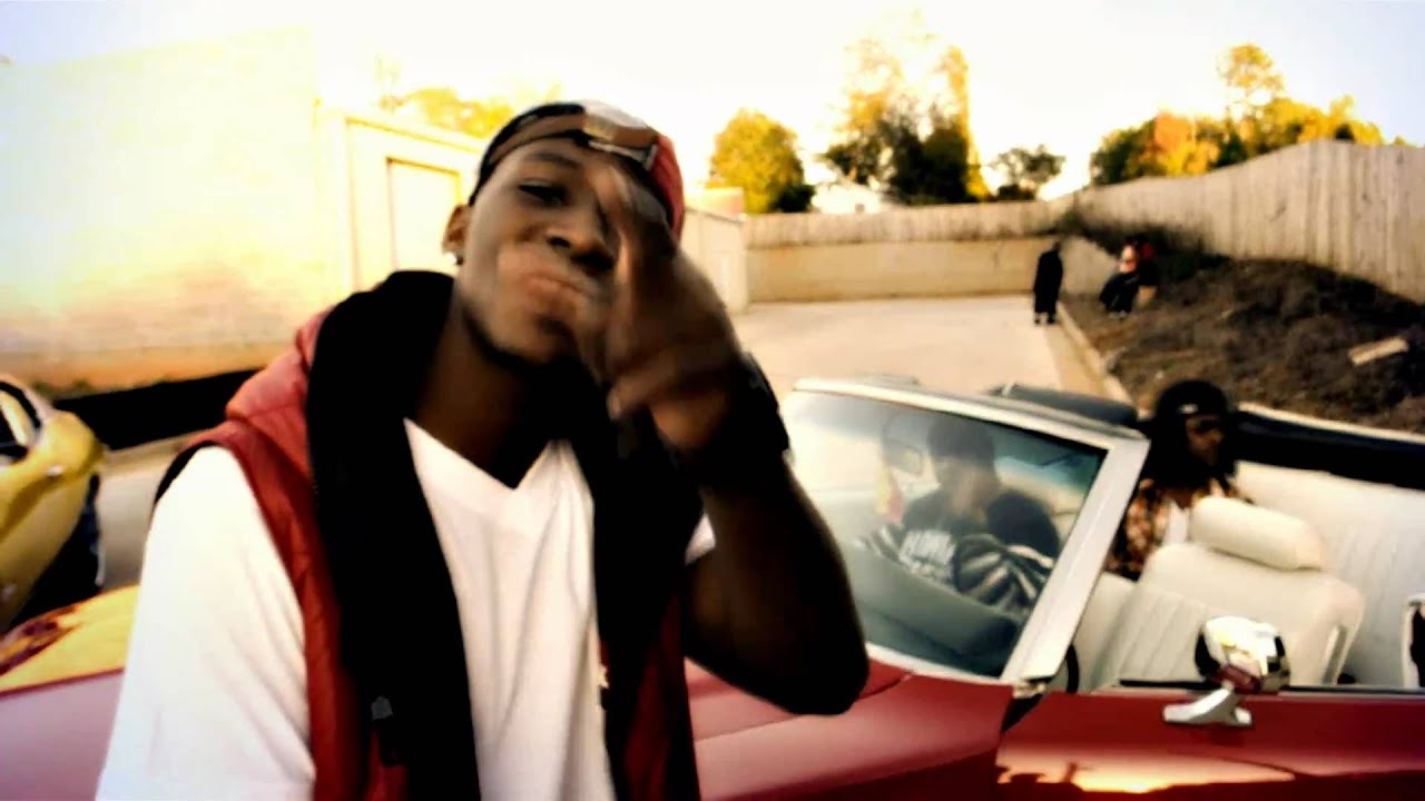 YUNG RICO-(((OFFICIAL VIDEO))) TRAPPIN ROUND MY WAY (FT. MAC BONEY AND ...