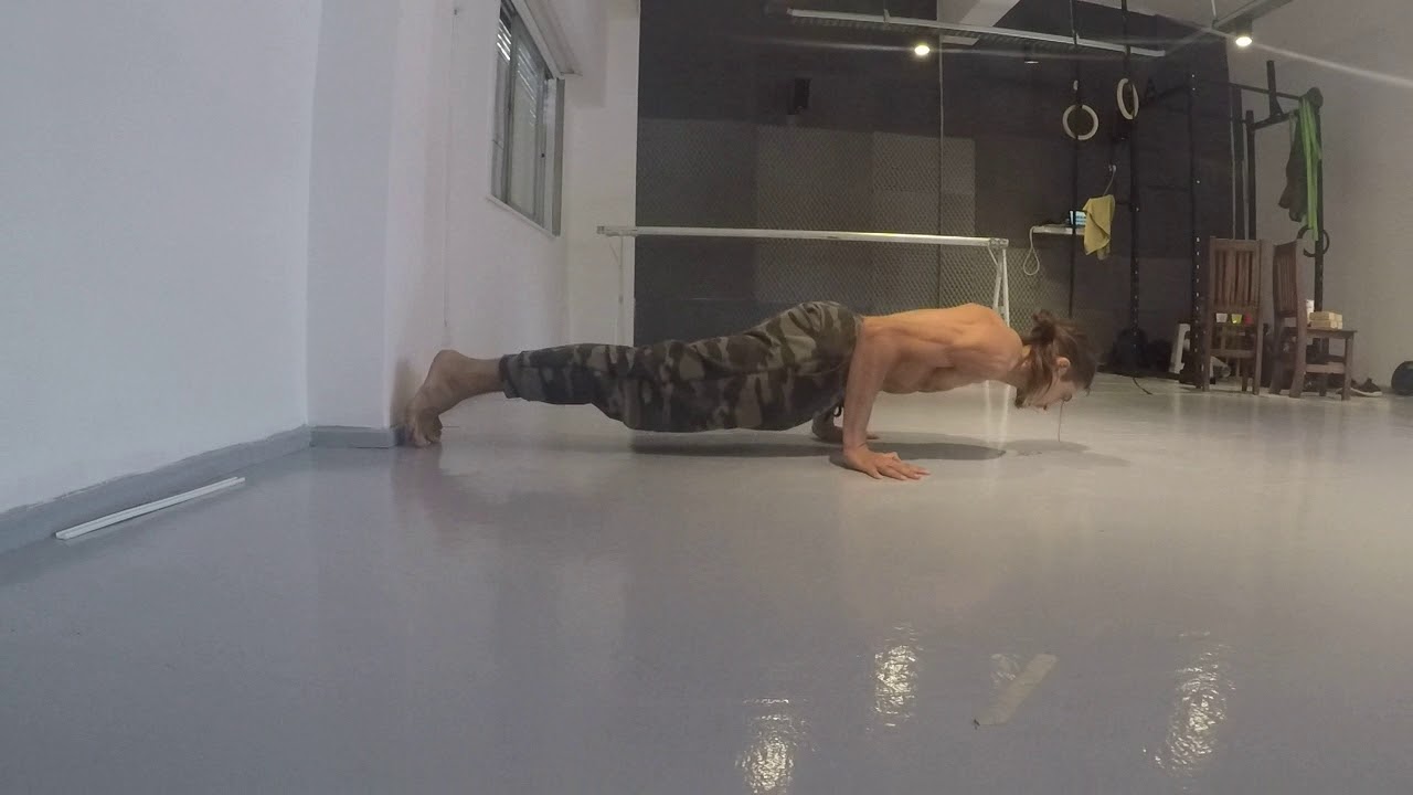 Flexiones - Pseudo Planche Push ups - YouTube