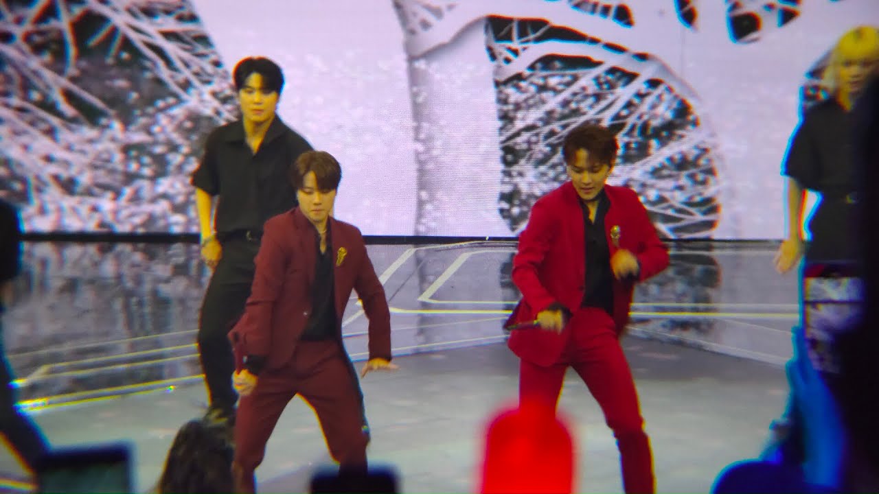 FANCAM iKON Jay and DK Performing Love Scenario & Killing Me At The Indonesian Next Big Star ...