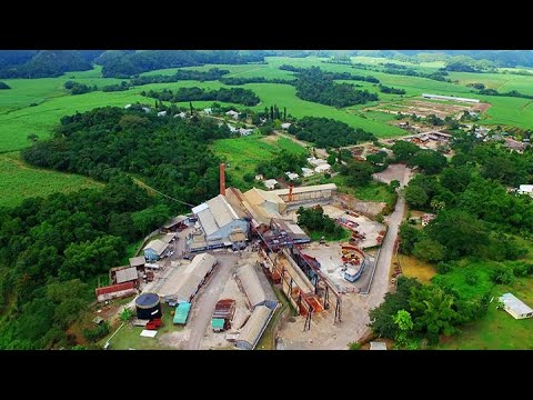 Lluidas Vale - YouTube