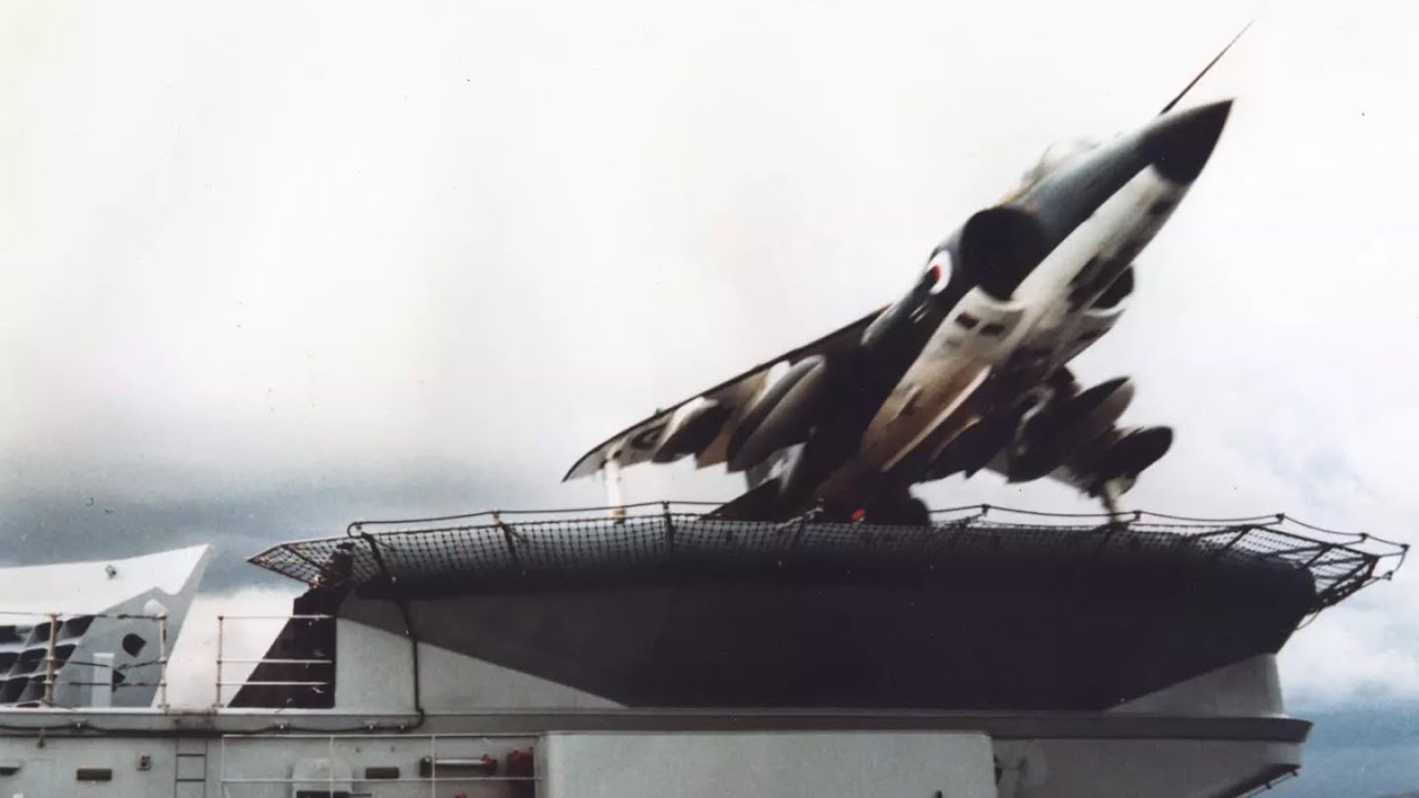 The Harrier VTOL Jump Jet | A Brief Video Essay - YouTube