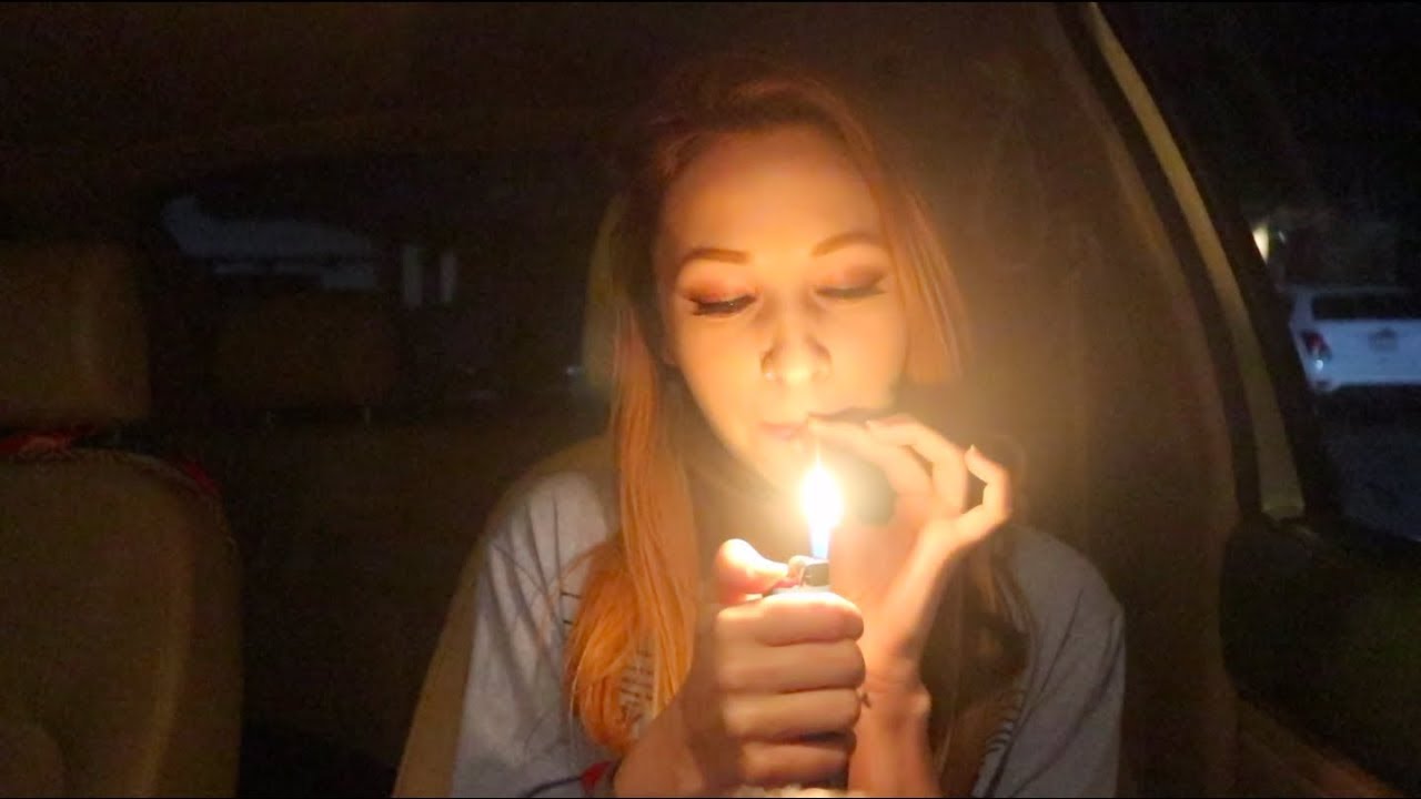 Late Night Hotbox Joint Smoke Sesh Youtube
