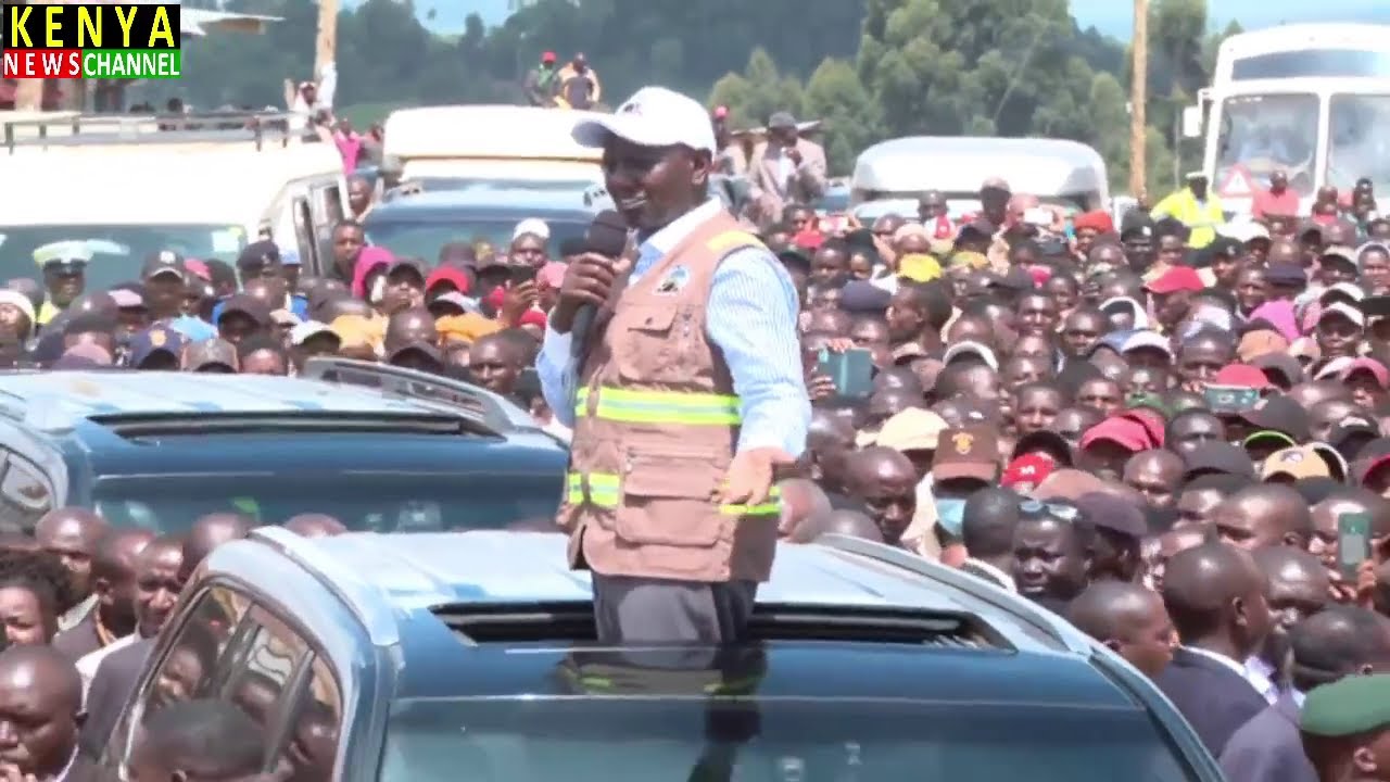 RUTO BLOCKED BY CROWD AT BOMET - LISTEN TO HIS SPEECH TODAY - YouTube