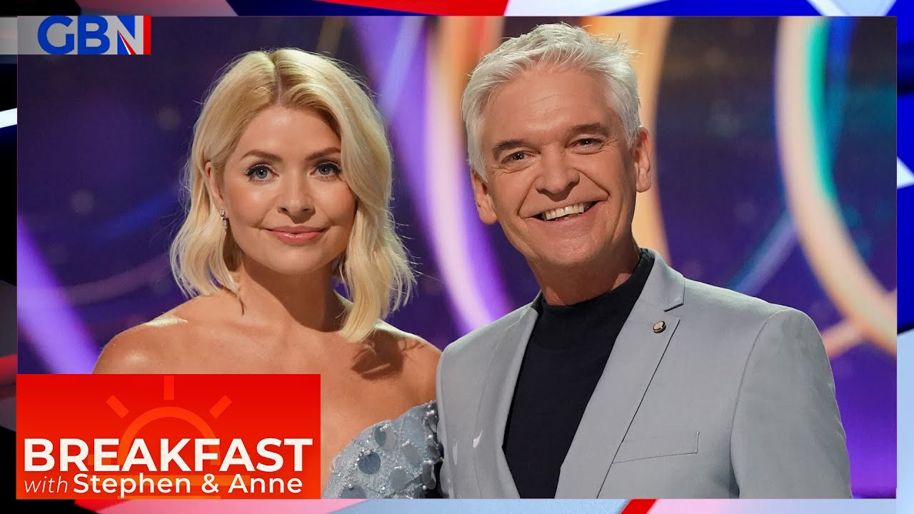 Holly Willoughby 'washing her hands' of Phillip Schofield with ...