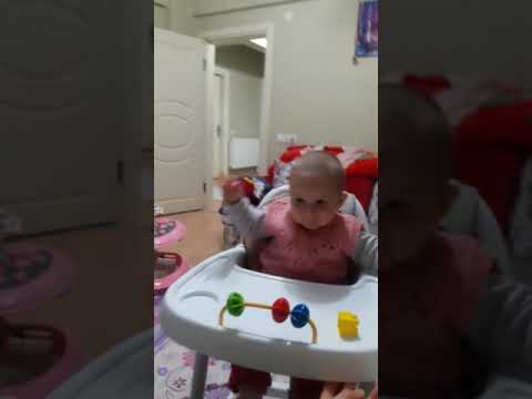 Ablasının sebekliklerine gulermis  yavrum😂😂