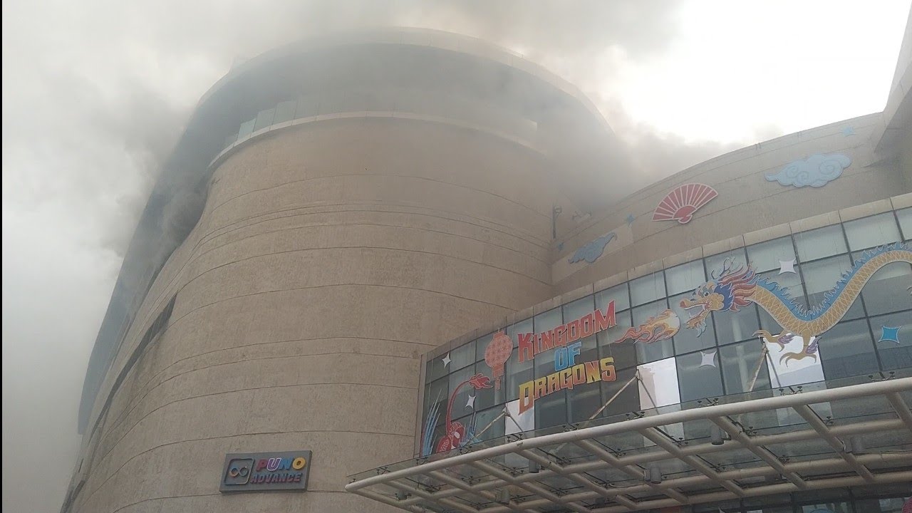 Phoenix Mall Pune Caught on Fire 2024 🔥🔥🔥 - YouTube