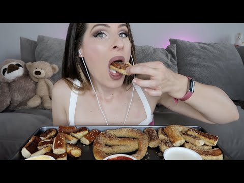 Soft Pretzels ASMR Mukbang 🥨 Natalie Nightwolf Eats 😋
