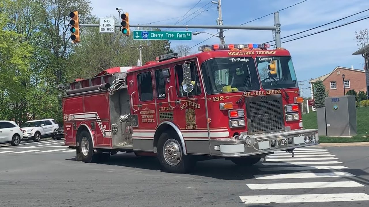 MTFD Engine 132 (31-3-75) Responding - YouTube