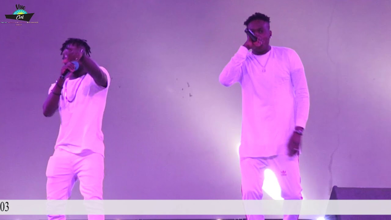 Tony X en concert live lors du concert de l’artiste camerounais « LOCKO ...