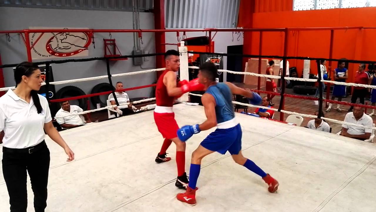 Allan Hernández en acción - YouTube