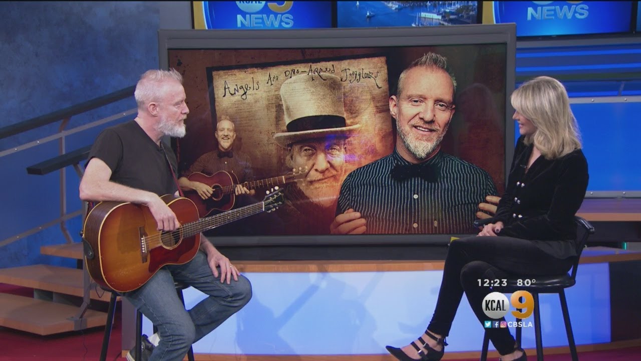 Singer Chris Barron Of Spin Doctors Fame Performs, Talks Solo Career ...