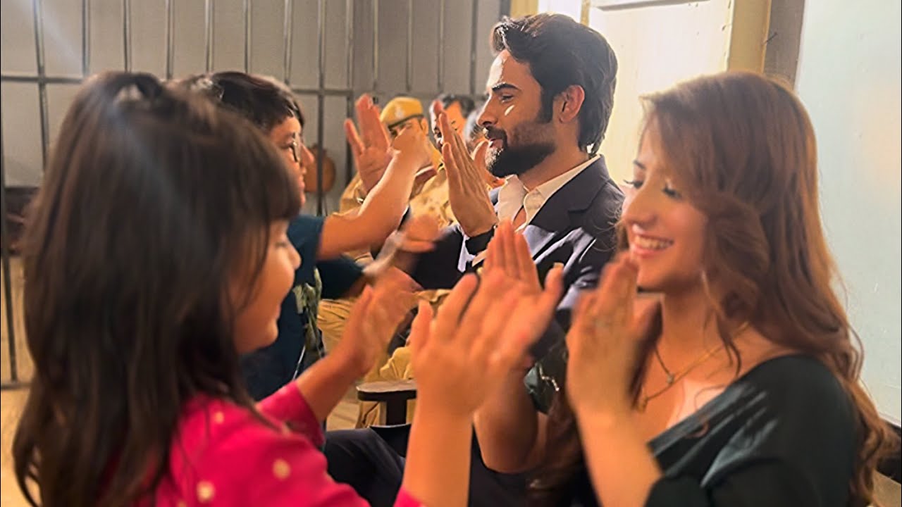 Gauri Jeet ने किया Nath के सेट पर बच्चो के साथ मस्ती | Nath Krishna Aur ...