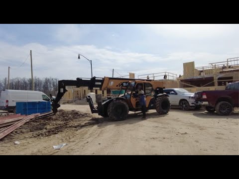 SANY Telehandler STH1056 - YouTube