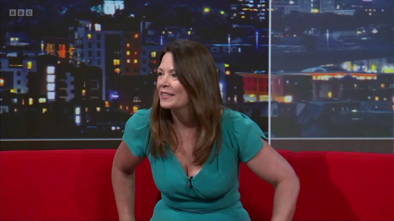 Jo Kent - South Today 21Feb2025 - YouTube