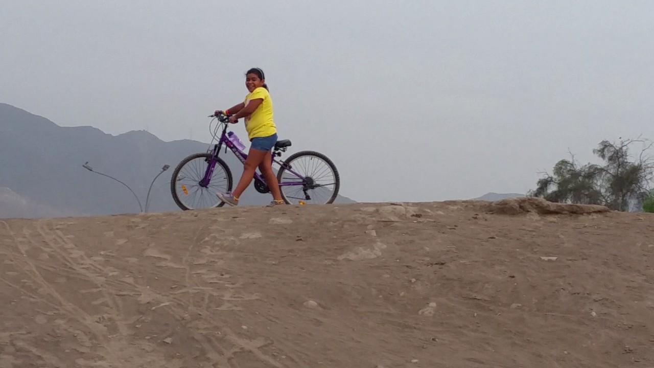 Ari Garcia / El reto de la bajadita 😂 - YouTube