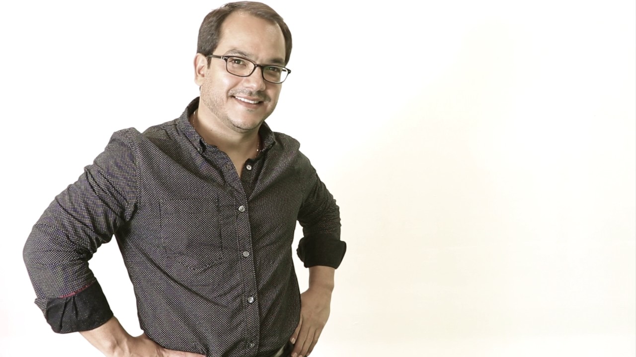 "TE CUENTO UN CANTO" con Luis Pastor - YouTube