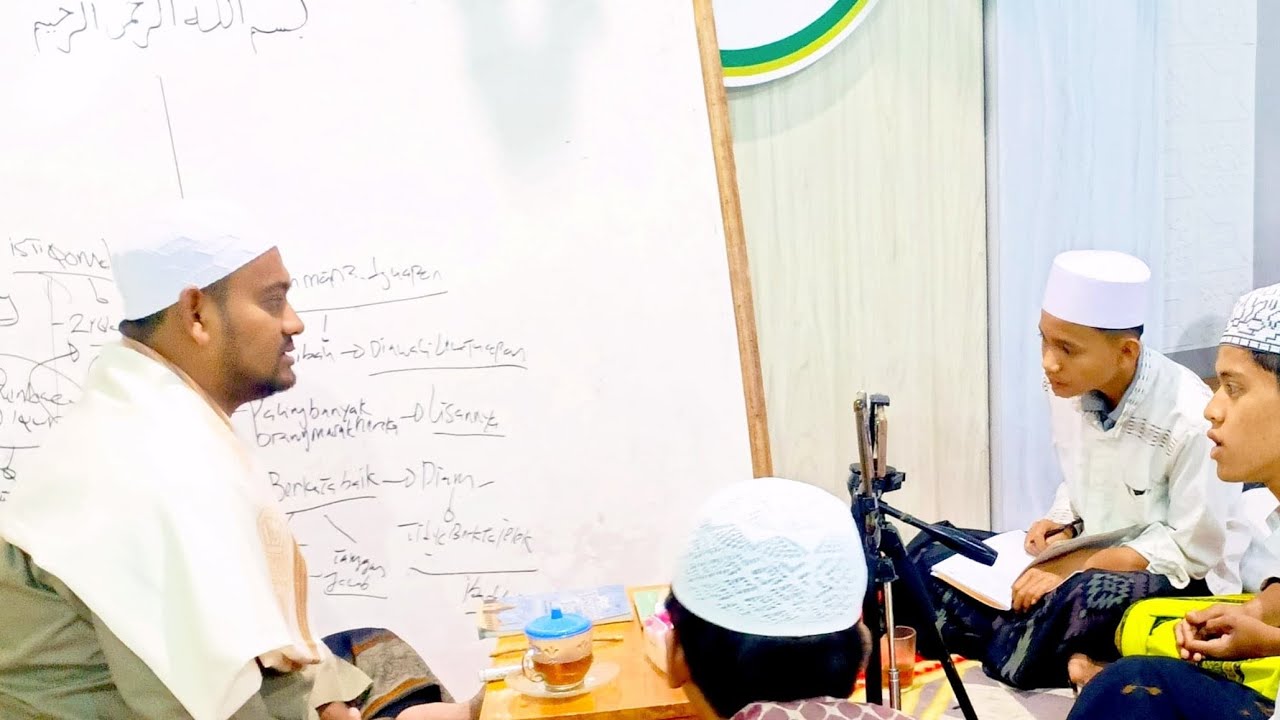 Dars santri khidmah bersama habib novel al athas - YouTube
