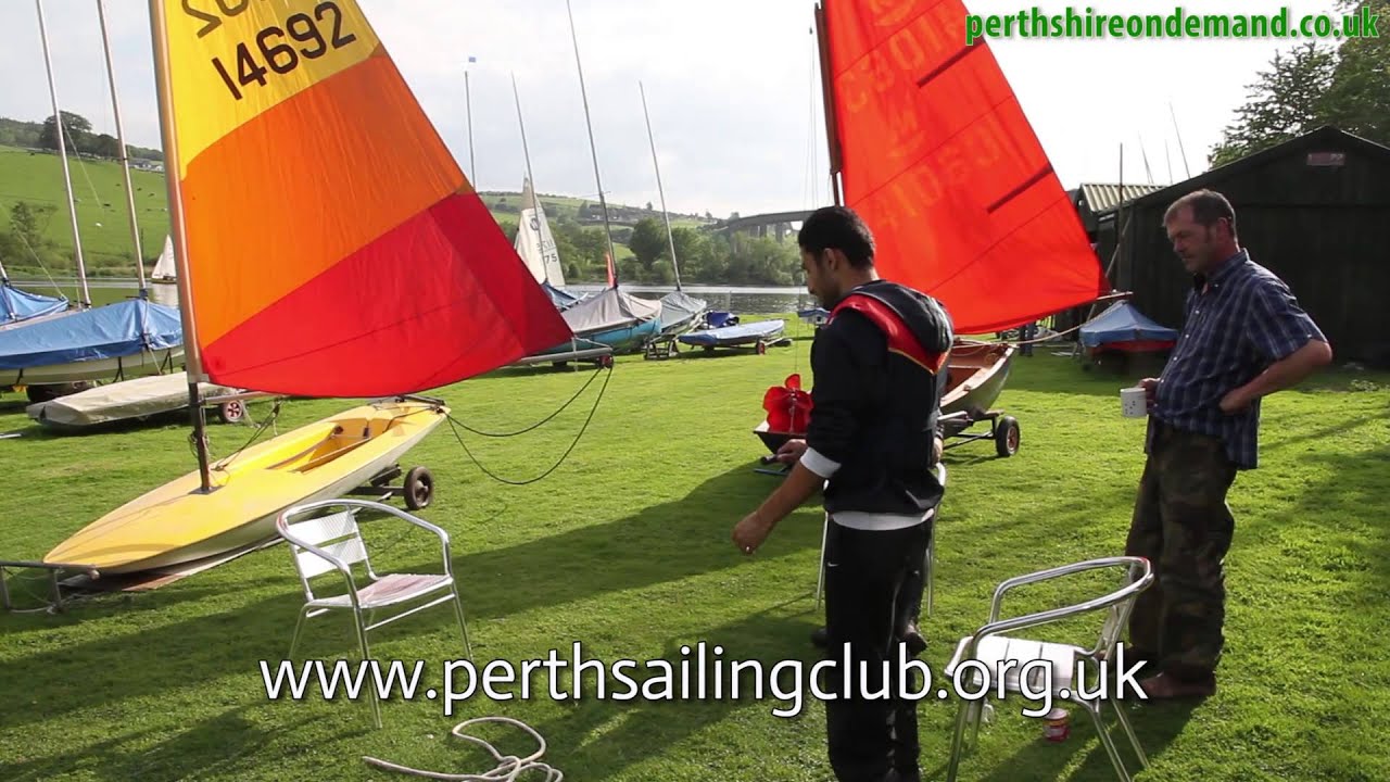 Perth Sailing Club RYA Training Day One 2014 - YouTube