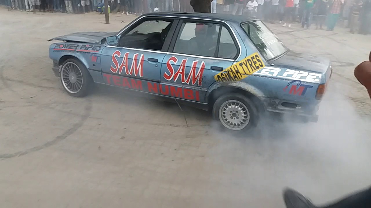 Sam Sam spinning kamabuza at halfway(team numbi) - YouTube
