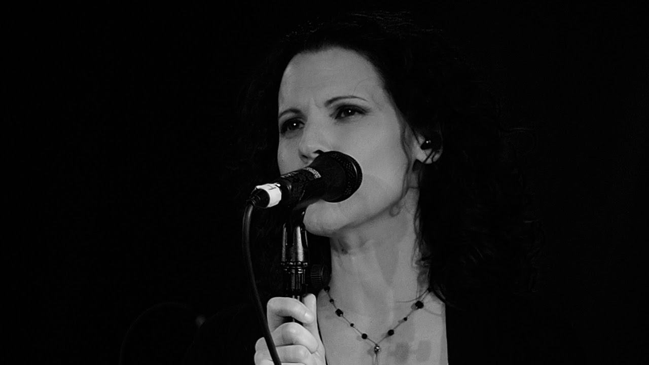 Laura Meade, Live in New York - YouTube