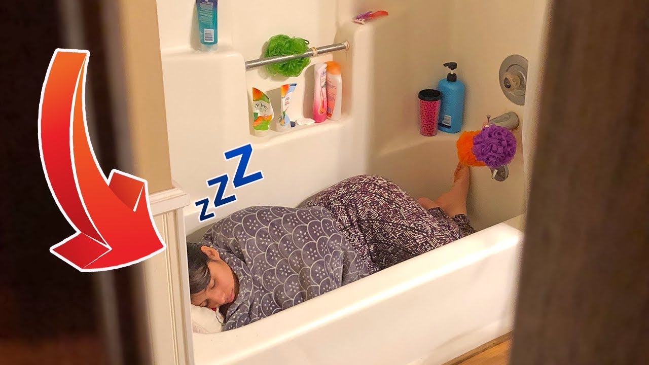 Locking My Girlfriend In The Bathroom Over Night Backfires Youtube