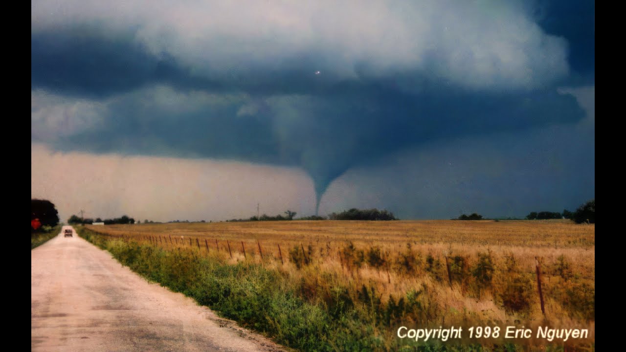 Eric Nguyen Classic: October 4, 1998 Tornado Outbreak near Watonga ...