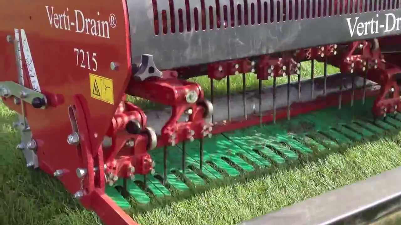 Verti-Drain in PowerGrass to relief subsoil - La Verti-Drain per ...
