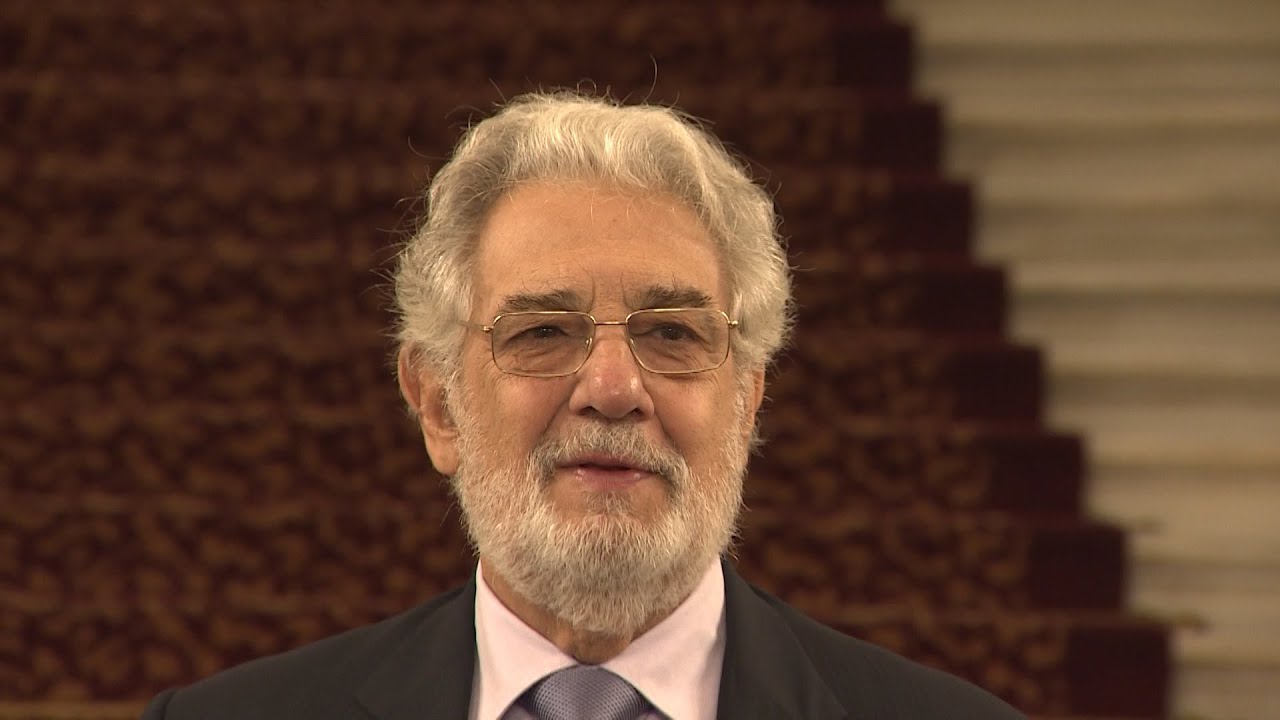 Plácido Domingo dimite como director general de La Ópera de Los Ángeles ...