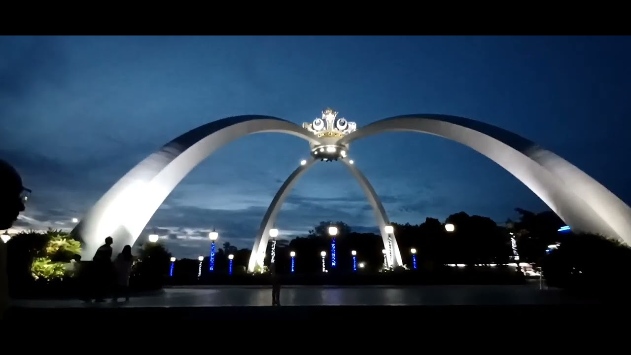 THE ICONIC ARCH CROWN IN TRUELY ASIA. - YouTube