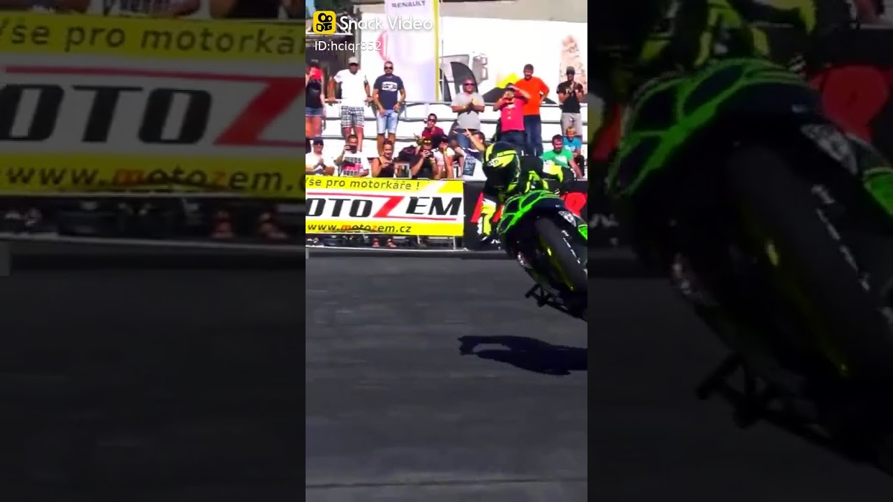 Download snake video app(2) - YouTube