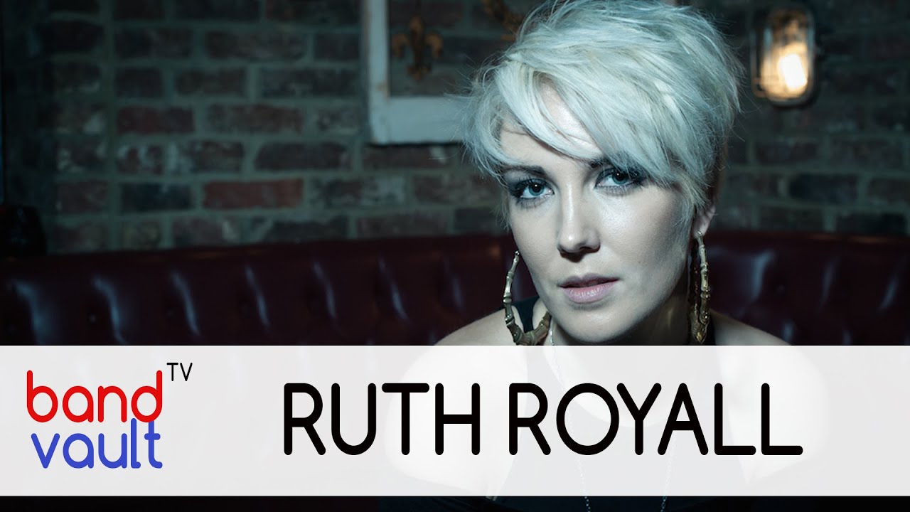 Ruth Royall - Catch Me As I Fall (@RuthRoyall) - YouTube