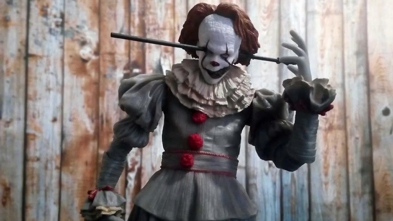 Stop motion Review - NECA IT 2017 Pennywise (Well House) - YouTube