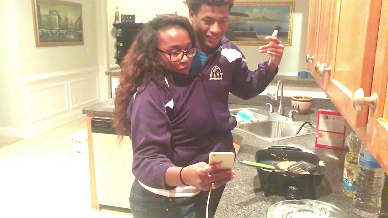 Conjoined Twin Challenge vs DandA Vlogs!!! - YouTube