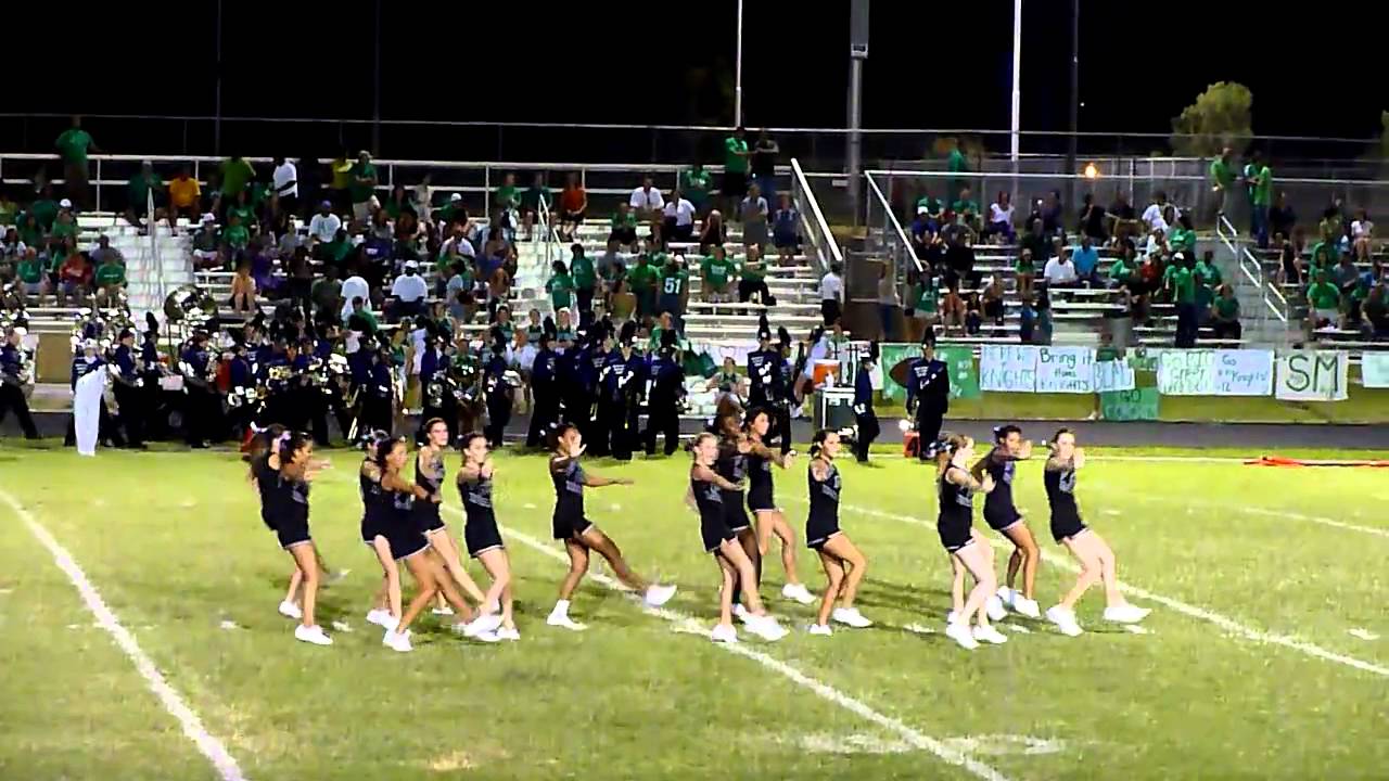 MHS Cheerleading Half Time (My Chick Bad) - YouTube