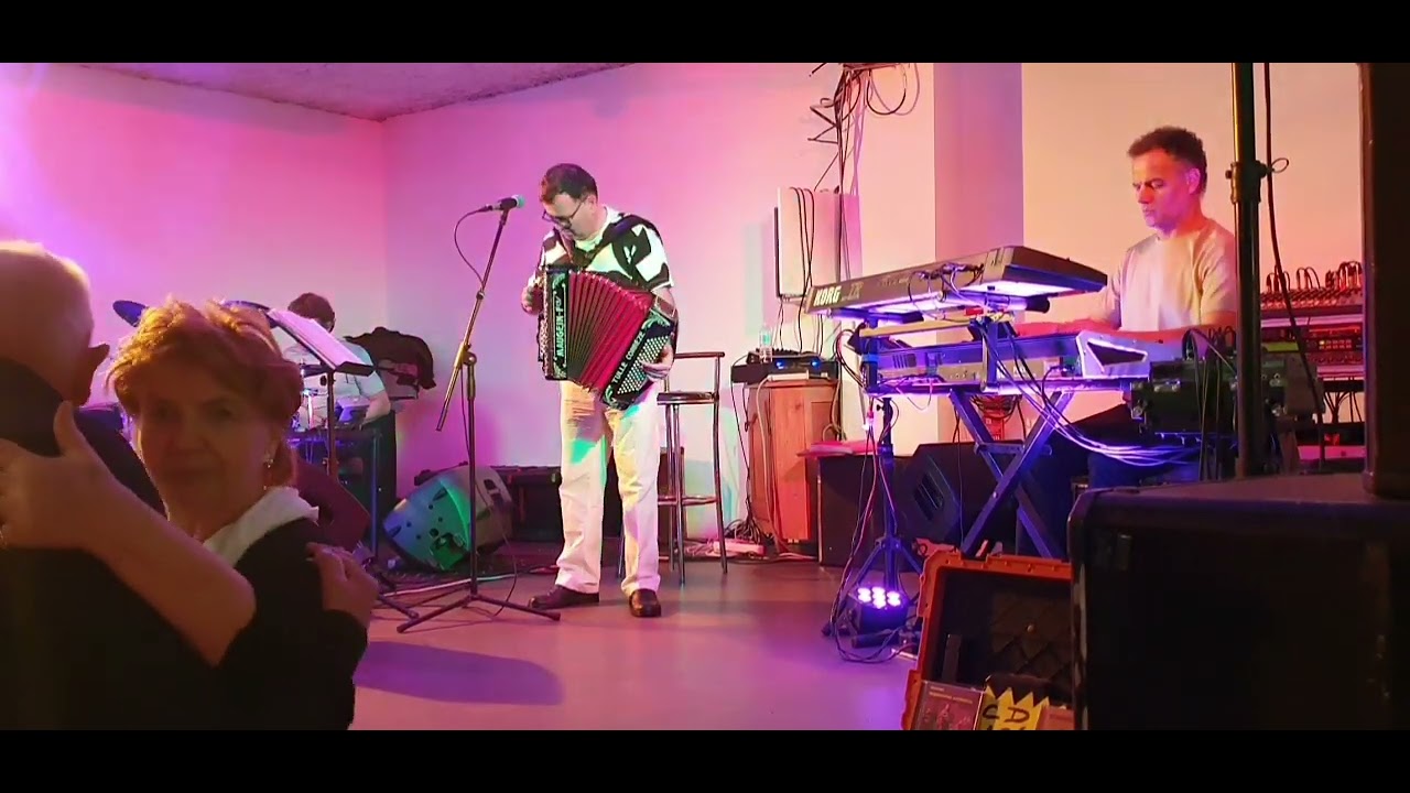 Orchestre Christophe Andrieux dancing Au Bon Temps Aurillac Janv. 2023 ...