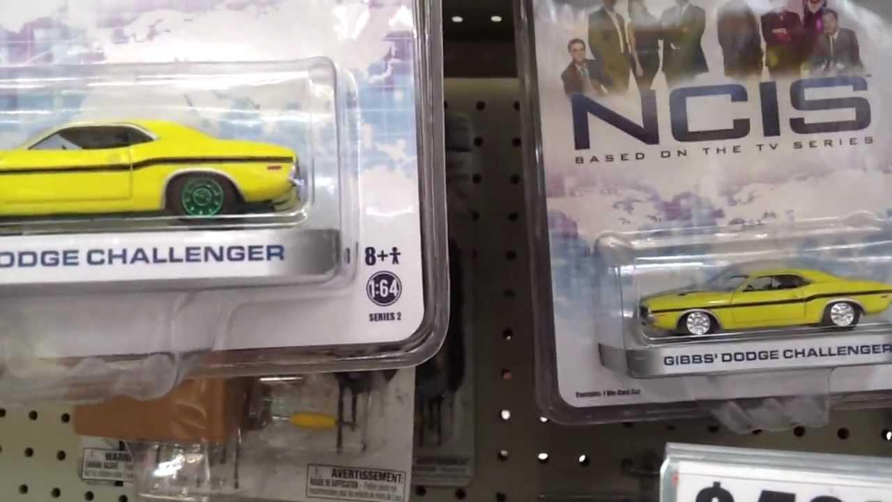 Greenlight Gibbs Challenger chase ncis - YouTube
