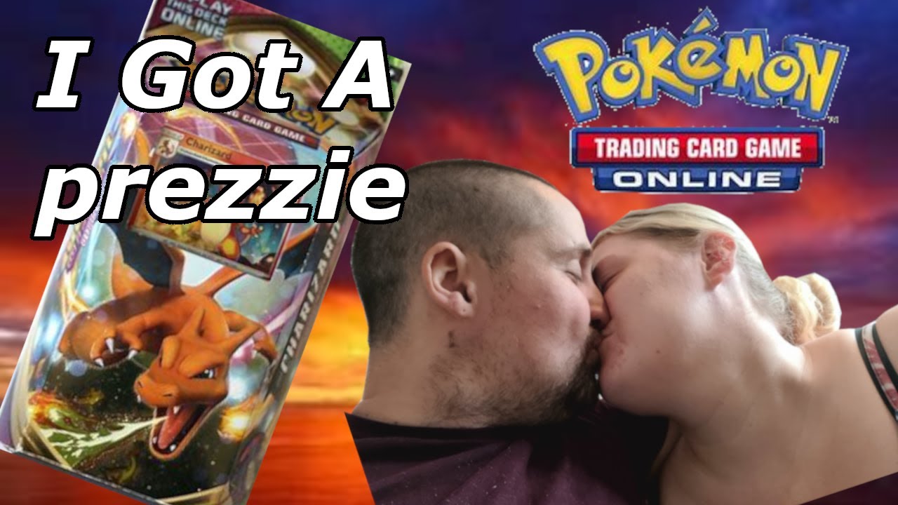 Opening my Charizard Theme Deck (Vivid Voltage) - YouTube