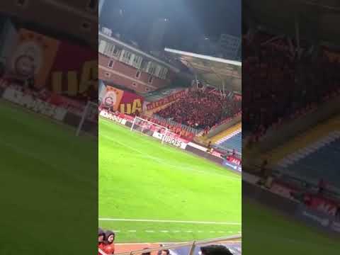 GALATASARAY TRİBÜN BESTELERİ - YERİNE SEVEMEM
