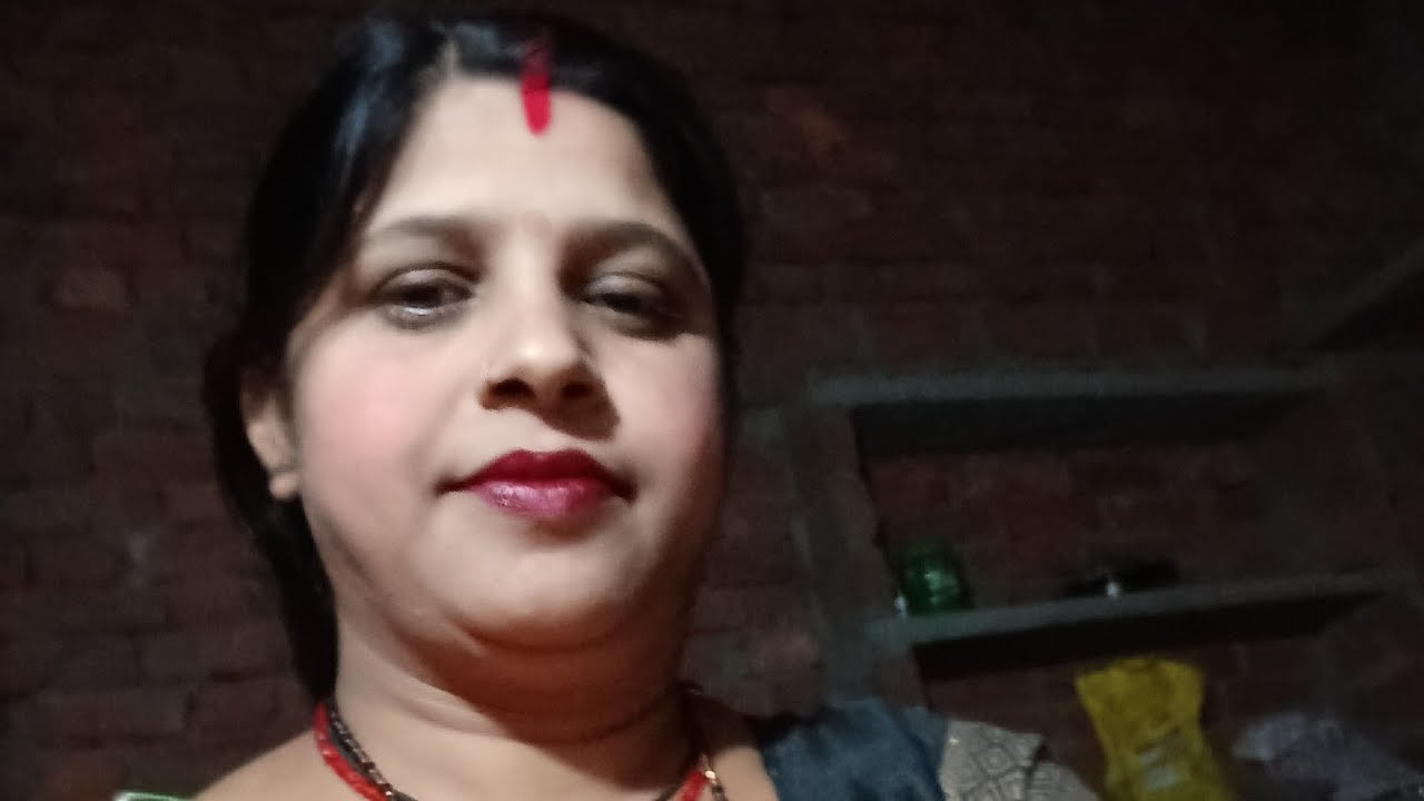 Uma Devi Official लाइव है! - YouTube