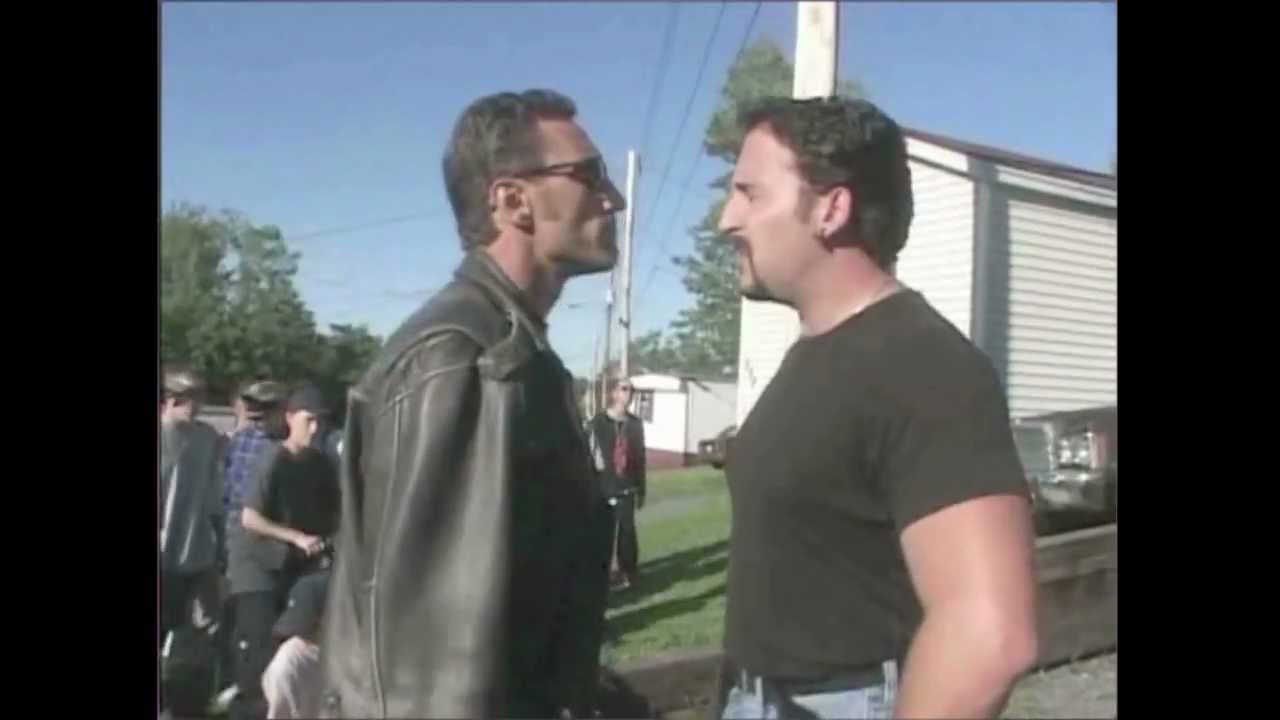 Trailer Park Boys-Julian kicks out Cyrus - YouTube