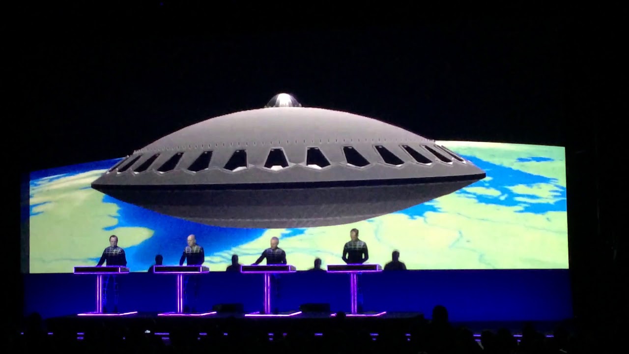 Kraftwerk - Spacelab 3-D + Das Modell - Live at Circus, Stockholm 21 ...