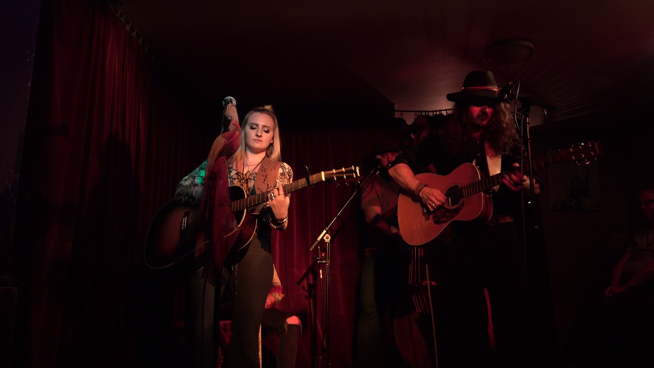 Katy Hurt - World Ain't Waiting @ Green Note - Belles & Gals - 17-09 ...