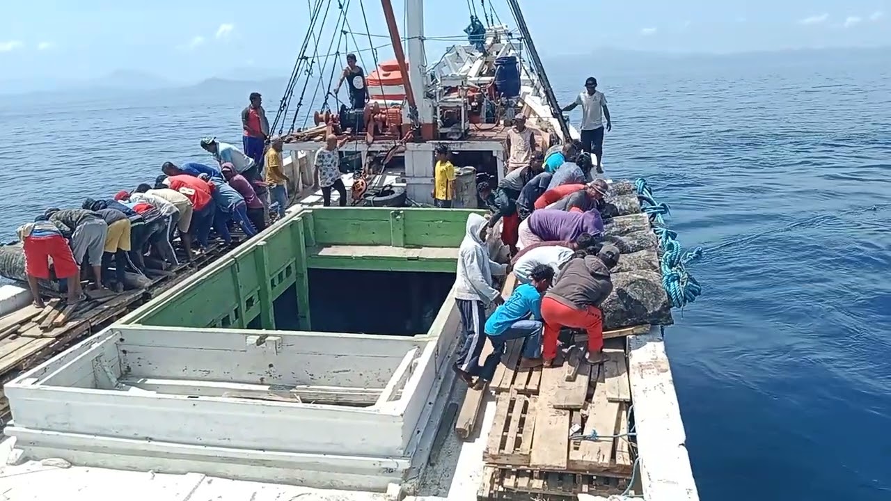 penurunan rumpon di atapupu. 01 - YouTube