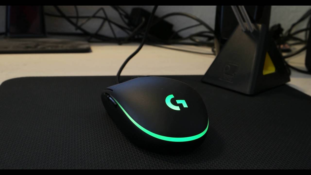 Logitech Pro Gaming color cycle - YouTube