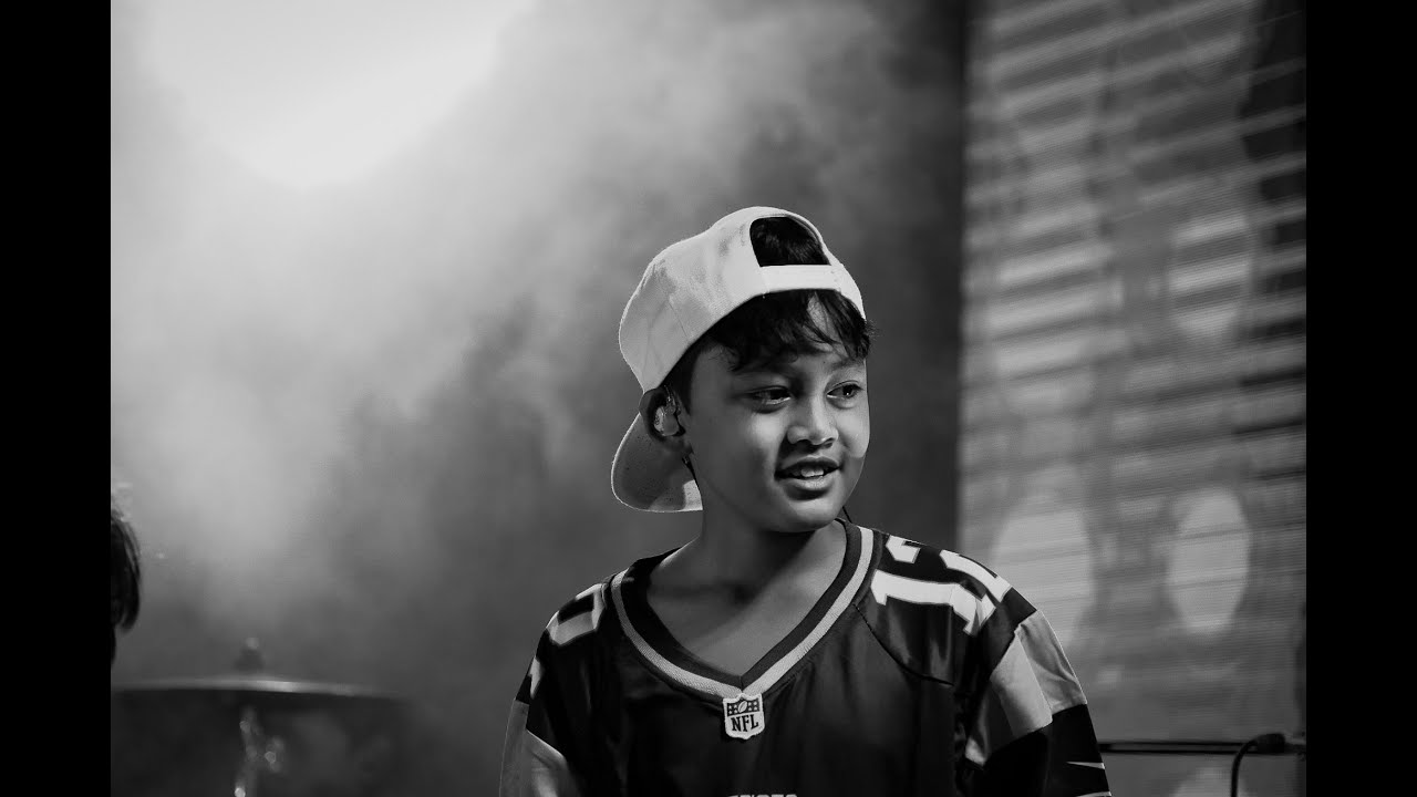 SOR performances on launching single and music video "Darling tapi ...